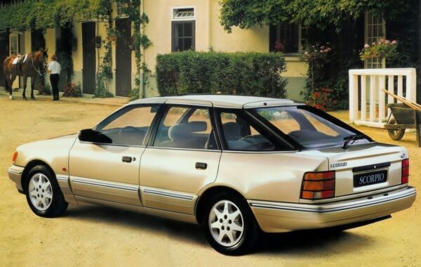 Historia del Ford Scorpio